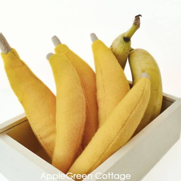 Felt Play Food - Felt Banana {And A Bit About Felt} - AppleGreen Cottage