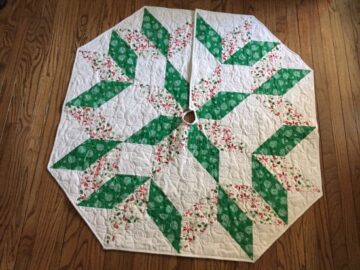 40+ Christmas Tree Skirt Pattern Ideas To Sew - AppleGreen Cottage