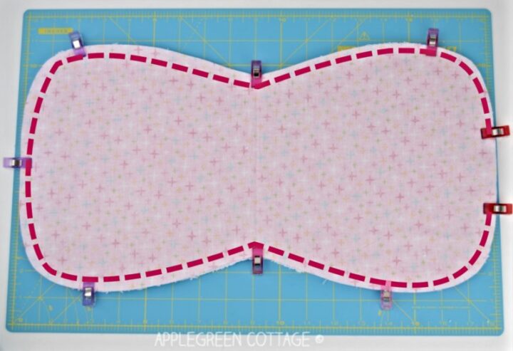 Free Burp Cloth Pattern - So cute! - AppleGreen Cottage