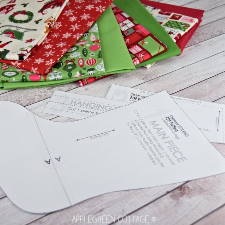 Christmas Stocking Pattern - Free, Easy, and Beautiful!