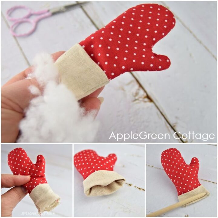 Free Christmas Mitten Ornaments Pattern!