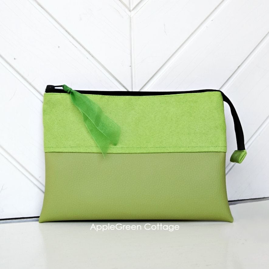 Free Cosmetic Bag Pattern - For Your Makeup! - AppleGreen Cottage