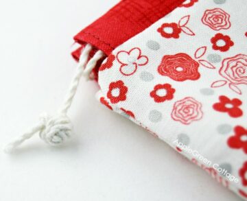 Free Drawstring Pouch Pattern - Cutie! - AppleGreen Cottage
