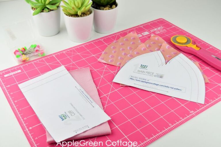 Free Baby Hat Pattern in 3 Sizes - AppleGreen Cottage