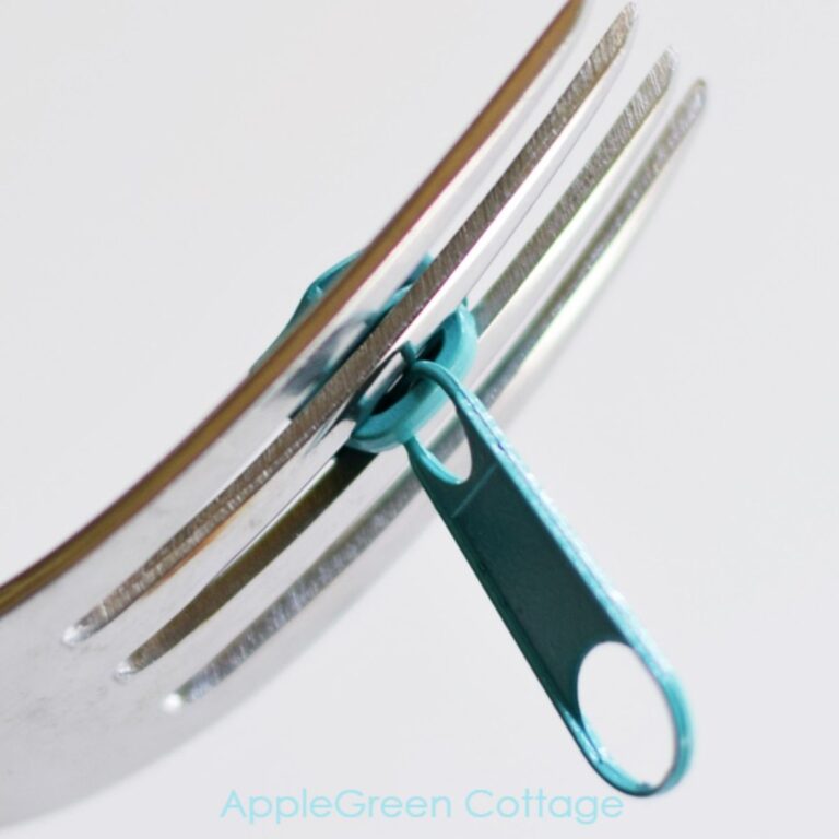 How To Put A Slider On A Zipper - AppleGreen Cottage