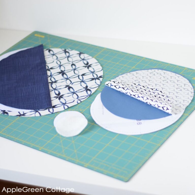 Free Multi-Pocket Dice Bag Pattern - AppleGreen Cottage