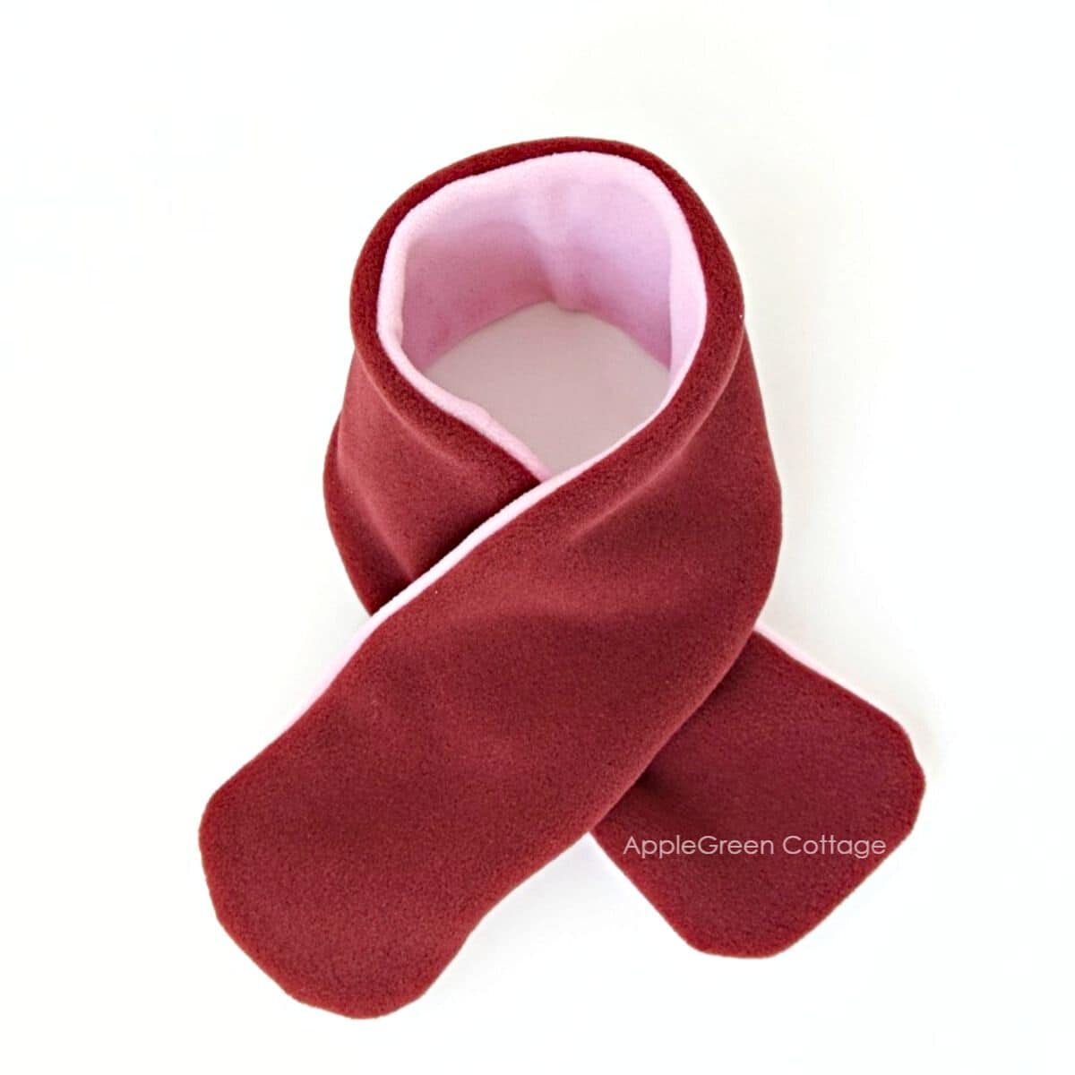 Diy Fleece Scarf - And Why This One Won't Fall Off!