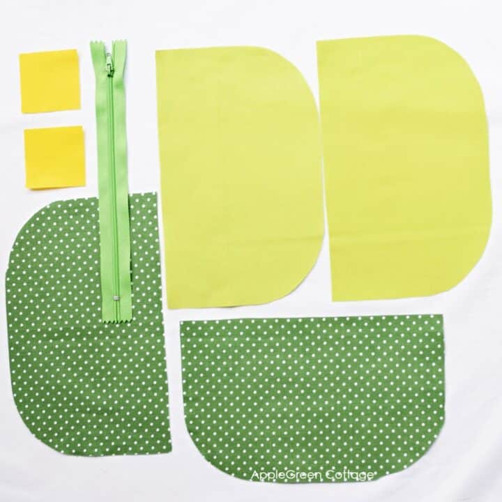 Zipper Pouch Tutorial - With A Free Template - AppleGreen Cottage