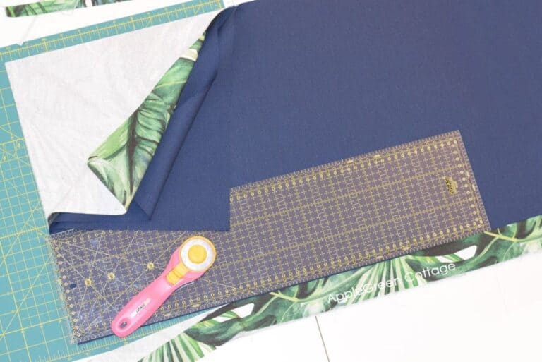 How To Make A Table Runner - Quick + Reversible! - AppleGreen Cottage