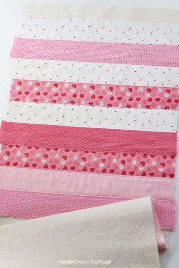 Valentine Table Runner Pattern To Make This Season - AppleGreen Cottage