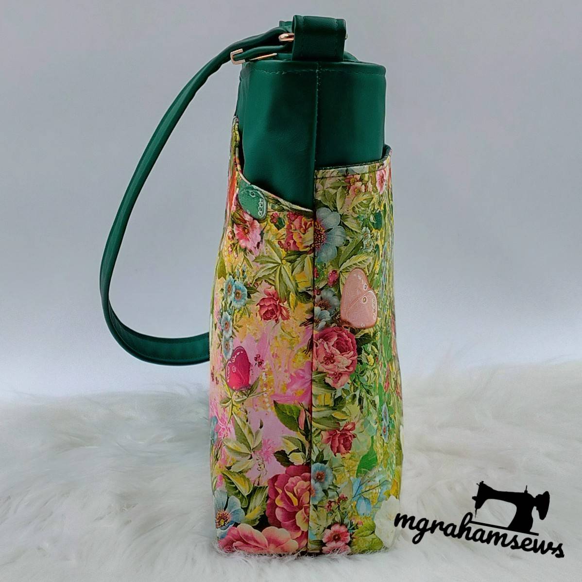 The SIRINA Handbag Sewing Pattern - CLASSIC! - AppleGreen Cottage