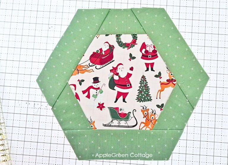Quilted Hexagon Table Topper Pattern - AppleGreen Cottage