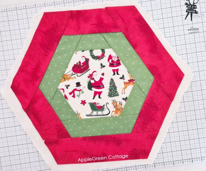 Quilted Hexagon Table Topper Pattern - AppleGreen Cottage