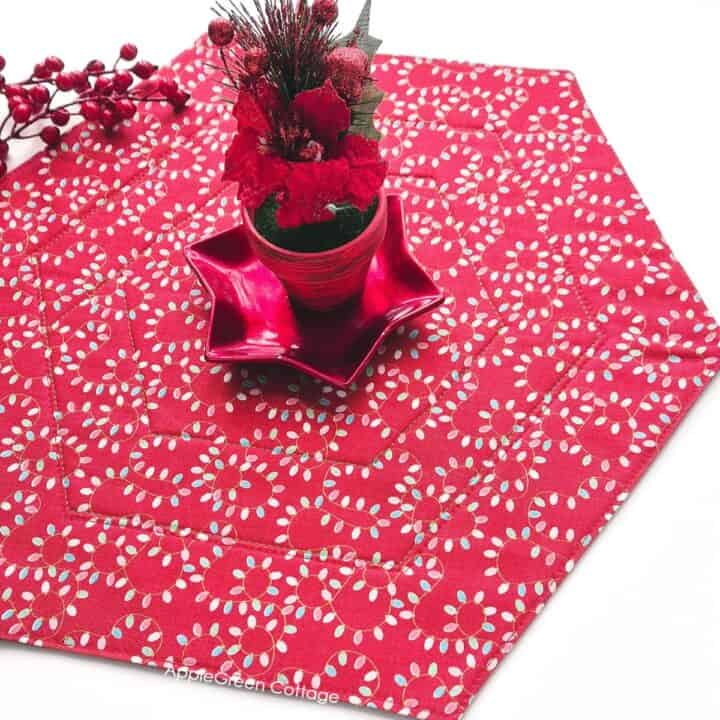 Quilted Hexagon Table Topper Pattern - AppleGreen Cottage