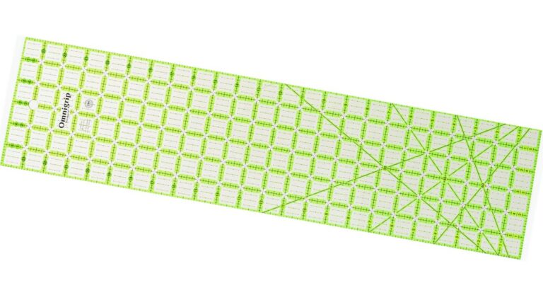My 4 Favorite Quilting Rulers - AppleGreen Cottage