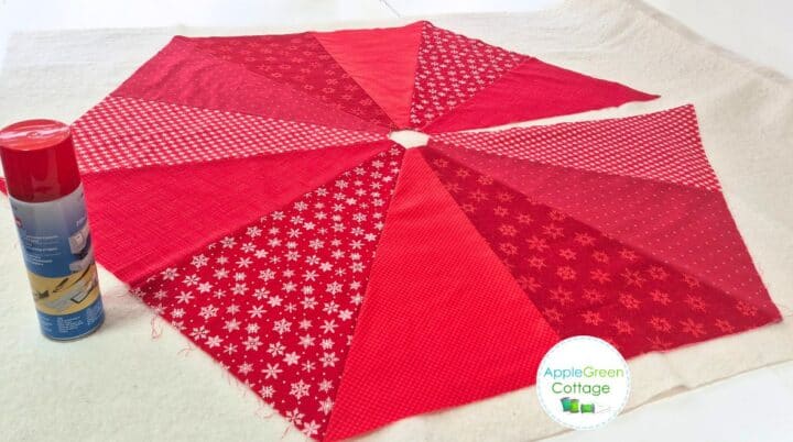 Free Christmas Tree Skirt Pattern - AppleGreen Cottage